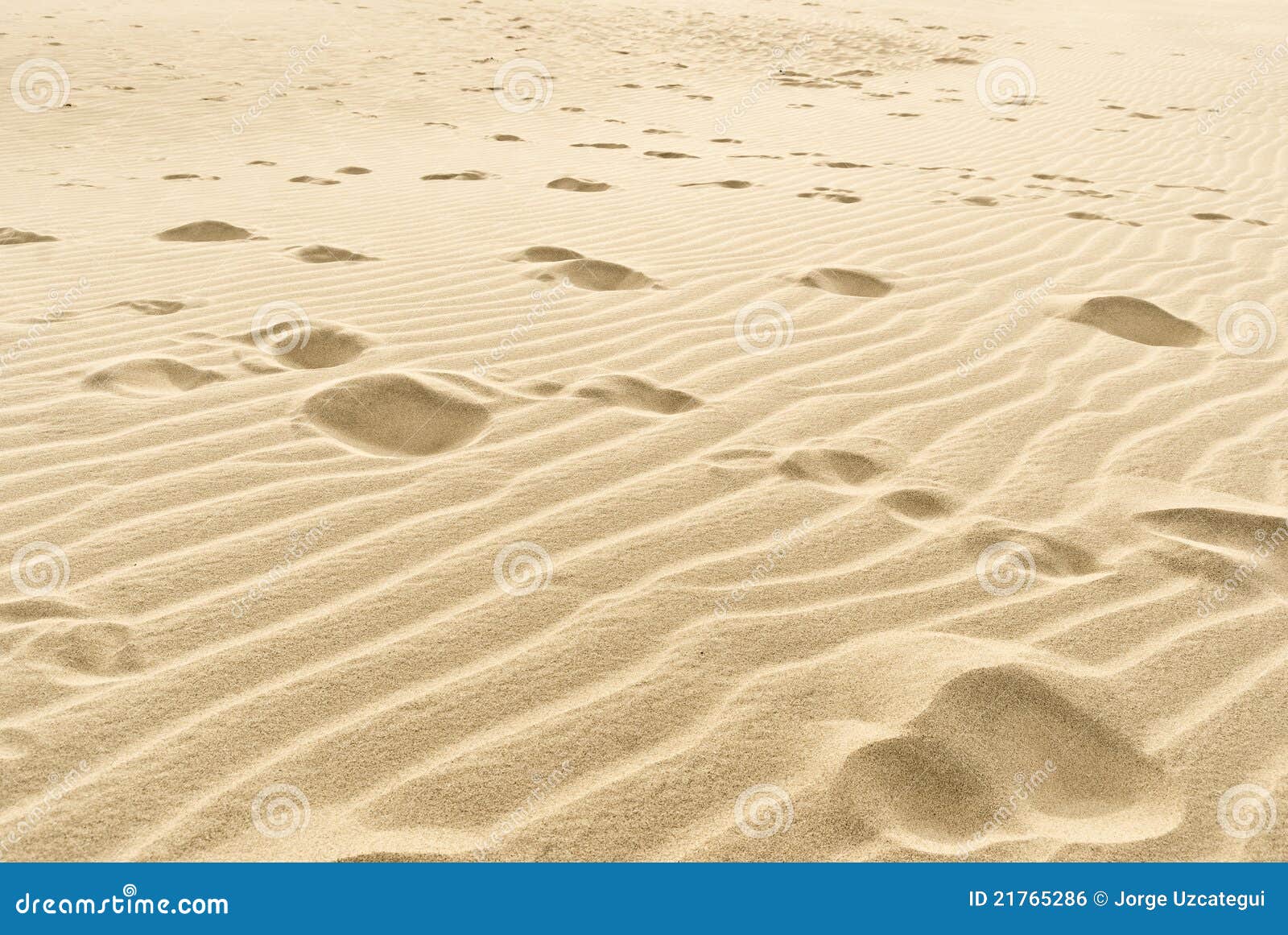 Zand stock foto. Image of vreedzaam, bereik, zand, enkelvoudig - 21765286