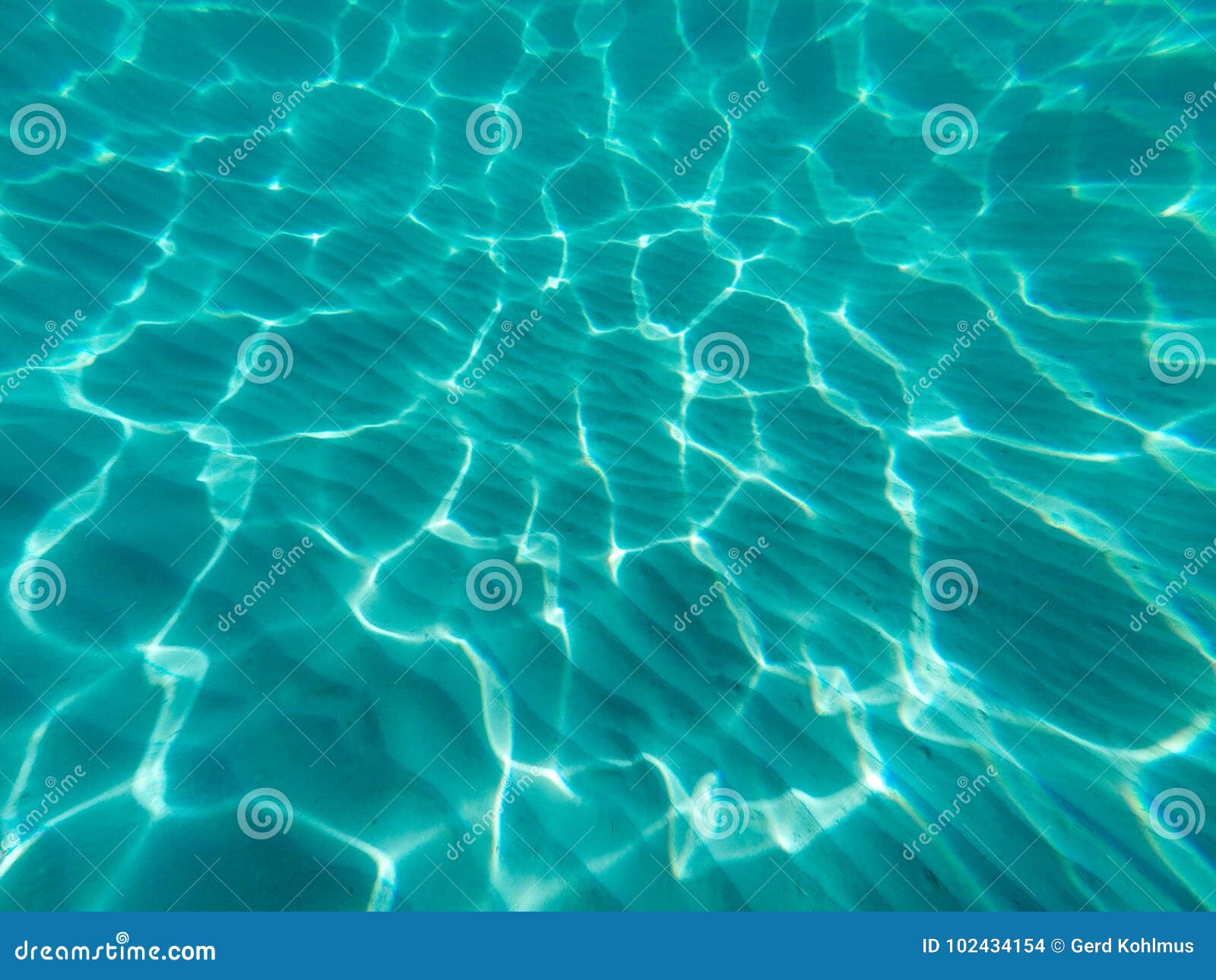 Zandige Zeebodem Als Achtergrond Stock Foto - Image of oceaan, stralen ...