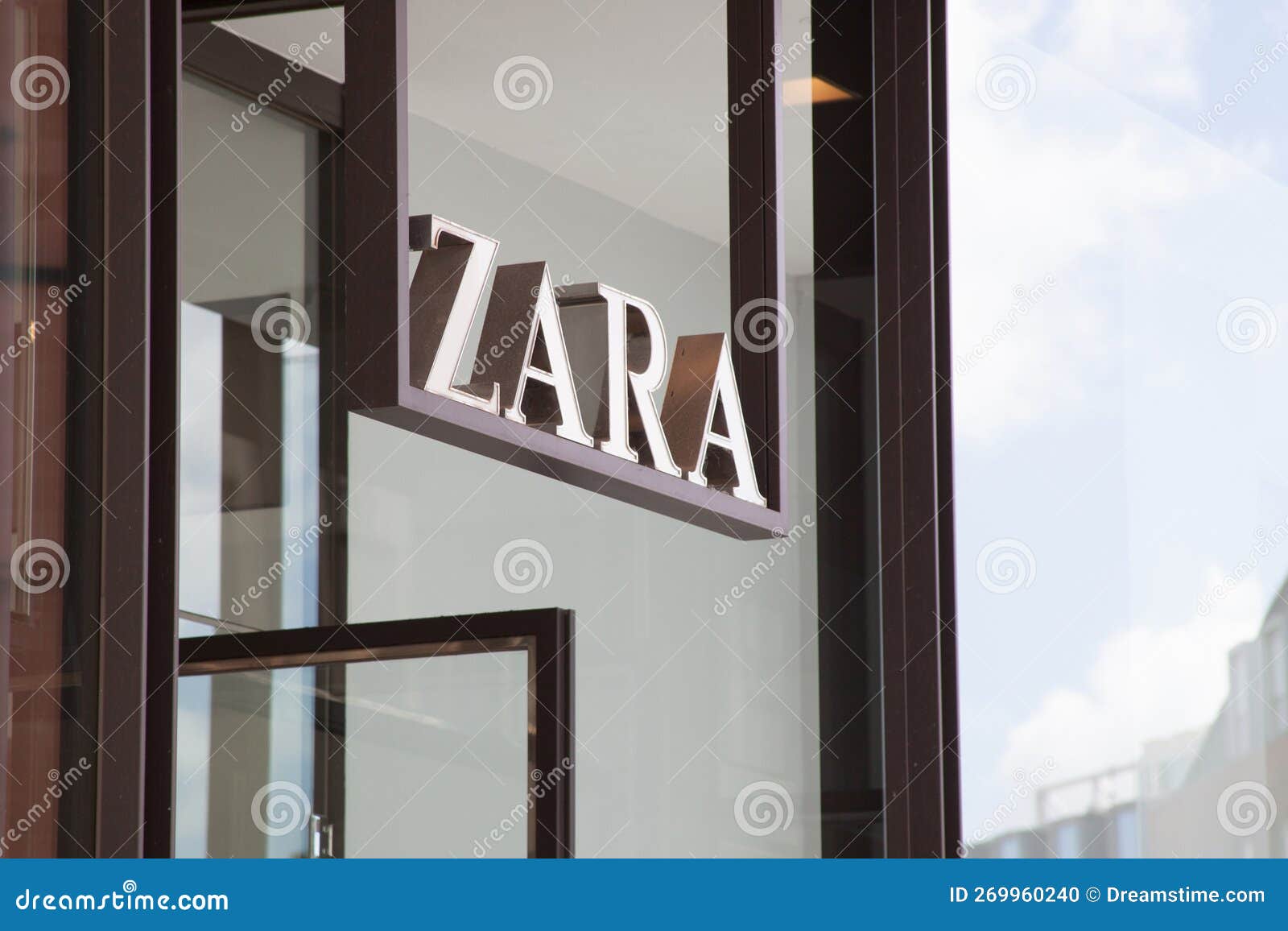 The Zara Logo in Exeter, Devon in the UK Editorial Image - Image of ...