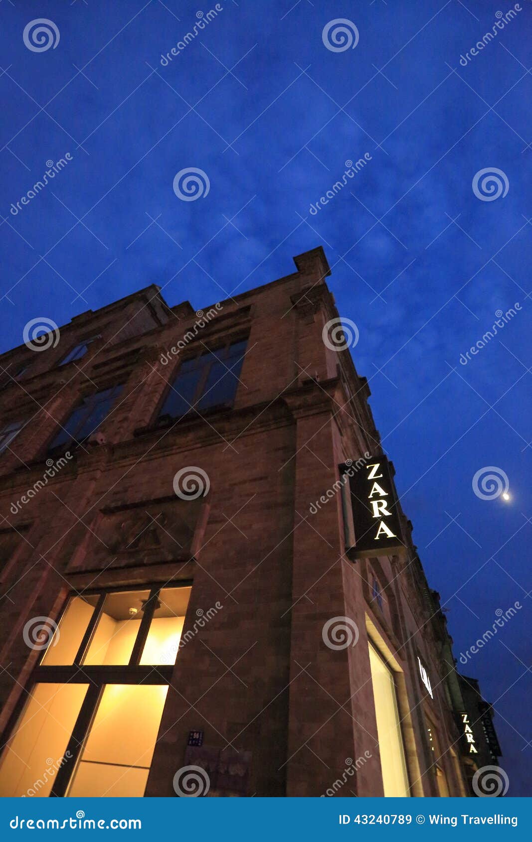 Zara store editorial stock image. Image of fashion, retail - 43240789