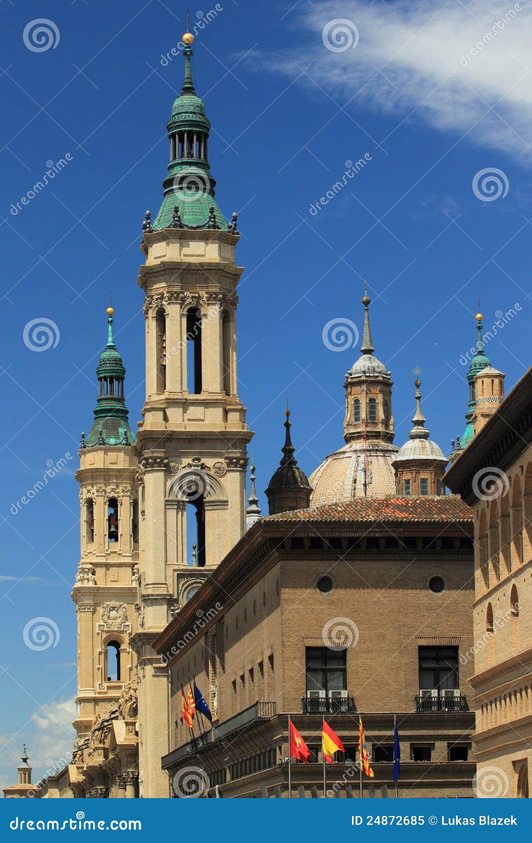 Zaragoza architecture stock image. Image of church, roman - 24872685