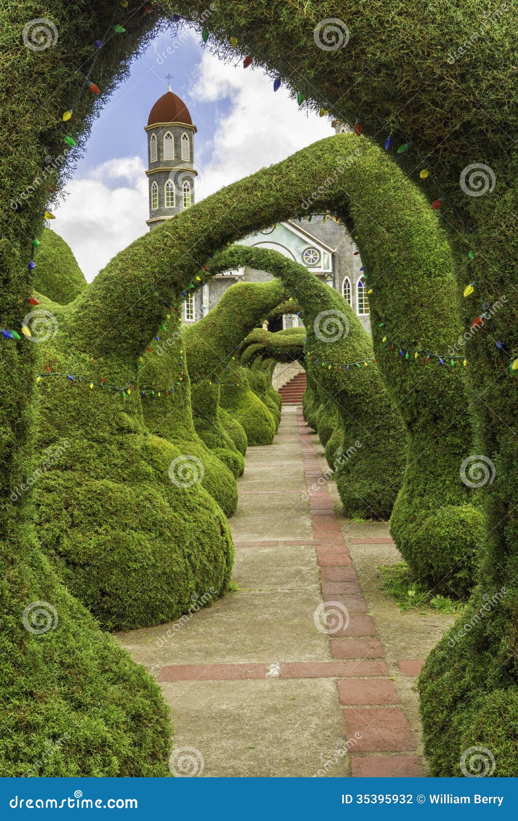 Zarcero Topiaries stock photo. Image of arches, america - 35395932