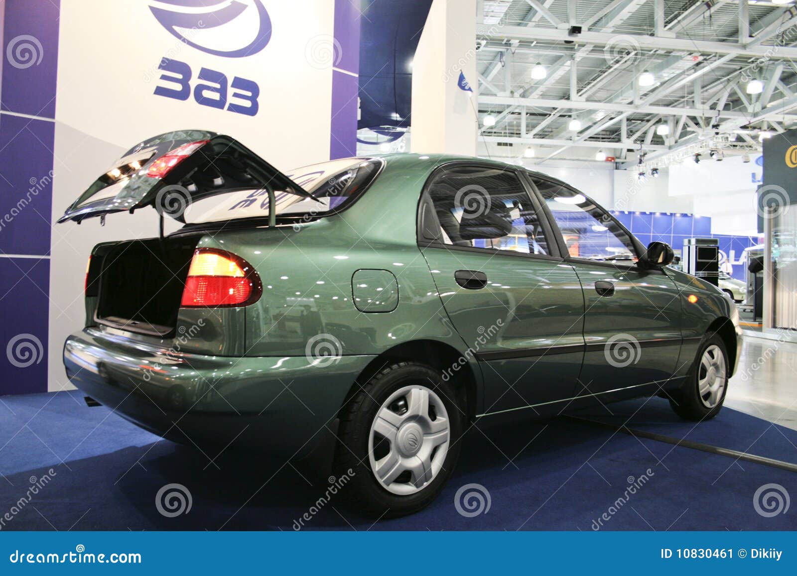 ZAZ Sens (2) editorial photo. Image of elegant, business - 10830461