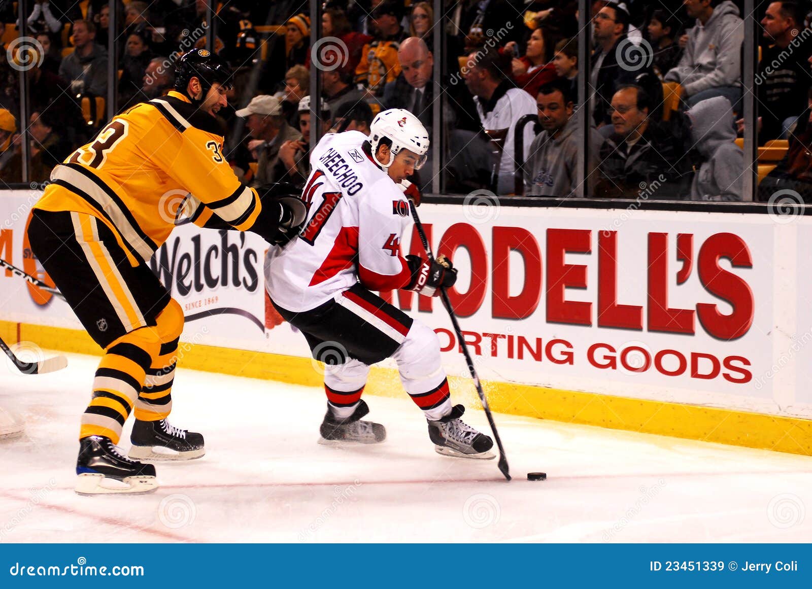 Zdeno Chara -- Jonathan Cheechoo Editorial Stock Image - Image of ...