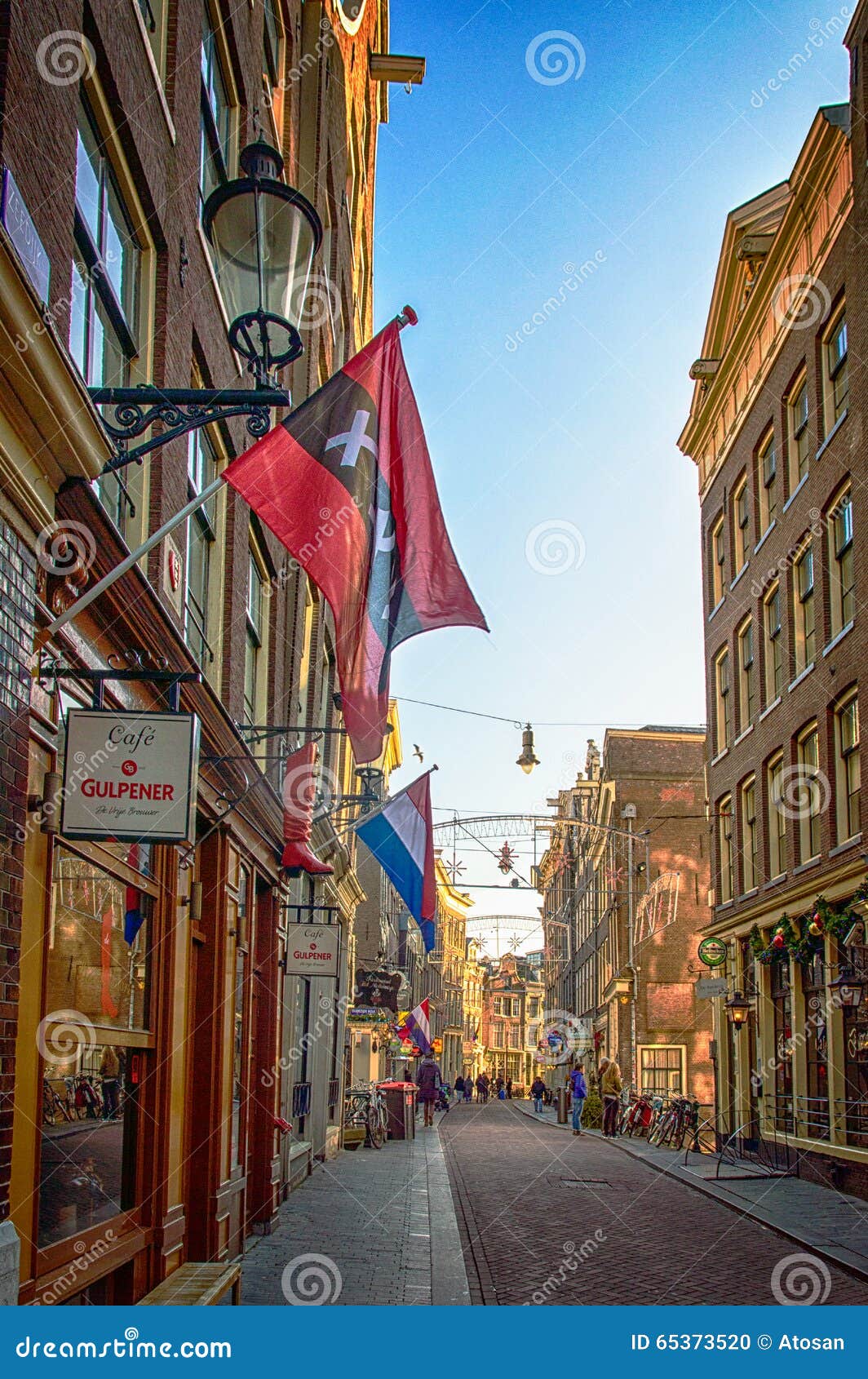 Zeedijk, Amsterdam redactionele afbeelding. Image of januari - 65373520