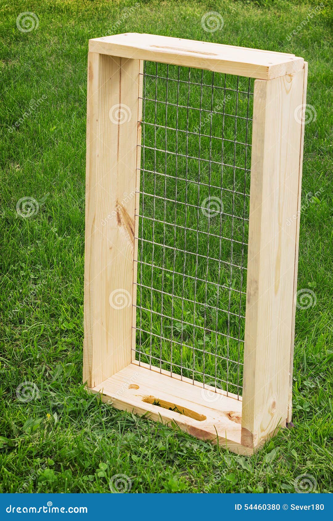 Zeef voor de tuinwerken stock foto. Image of scherm, compostering ...