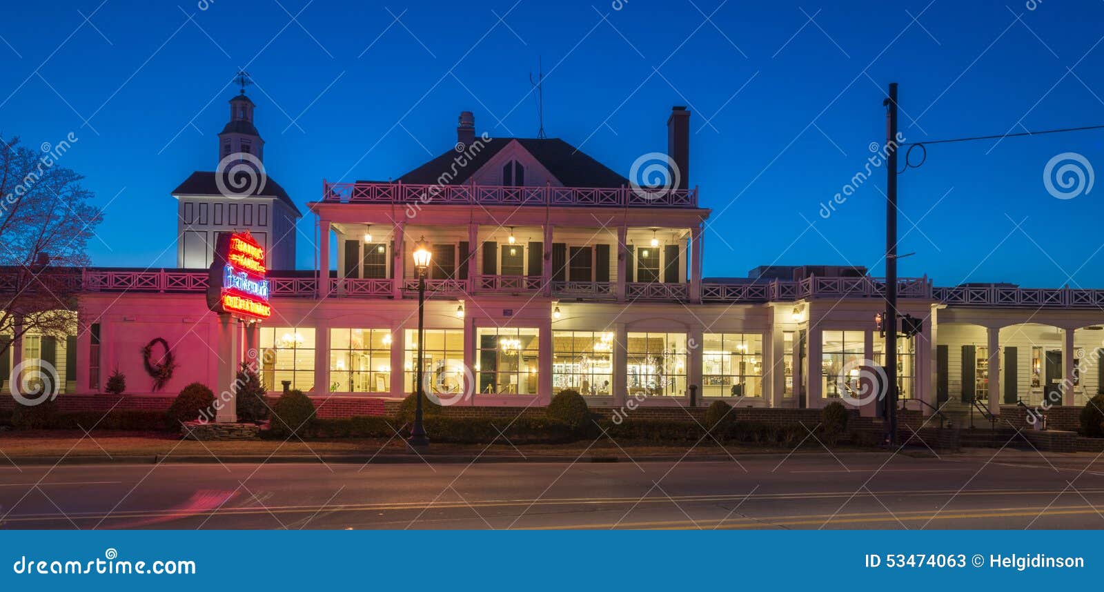 Zehnder S Chicken Restaurant Editorial Stock Photo - Image of lunch ...