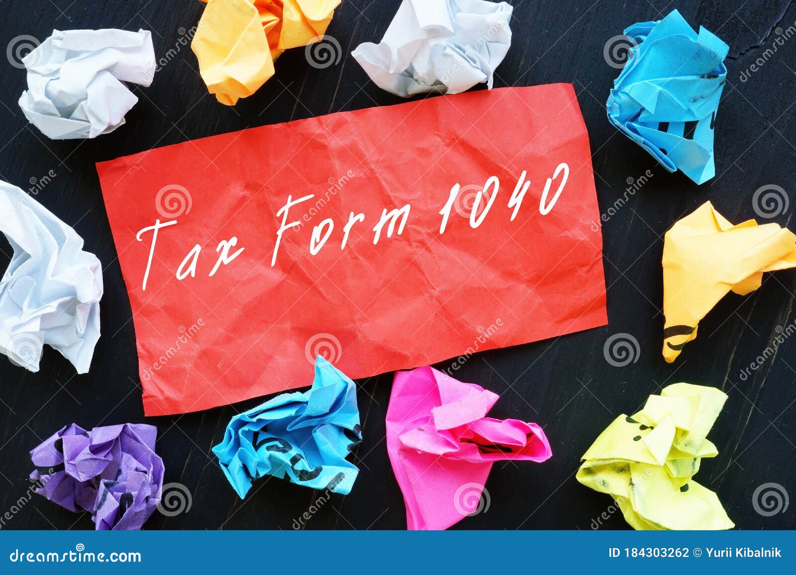 Zeichen Der Form 1040 Auf Dem Blatt Stockfoto - Bild von steuer ...