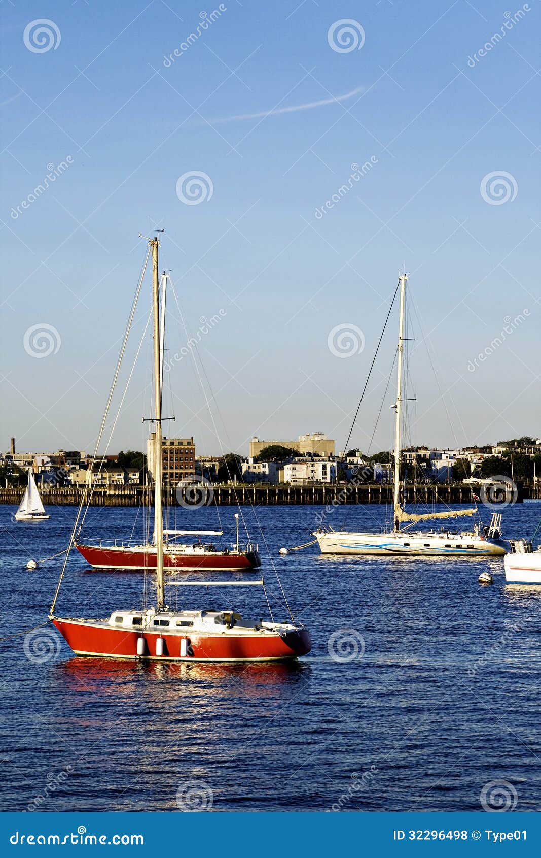Zeilboten in De Haven Van Boston Stock Foto - Image of zomer, overzees ...