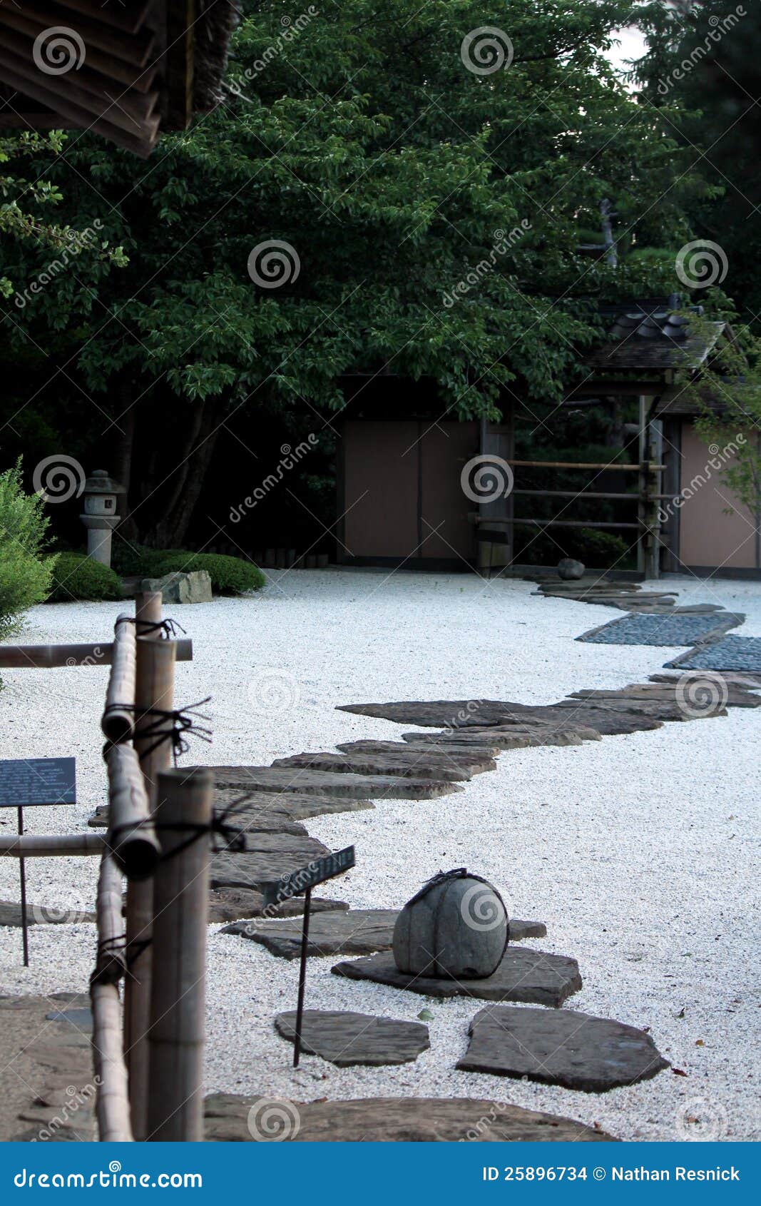 Zen garden path stock photo. Image of asian, curve, garden - 25896734