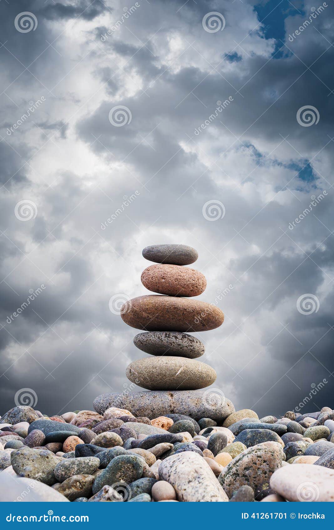Zen Pebbles Sustainable Growth Imagem de Stock - Imagem de pedra ...