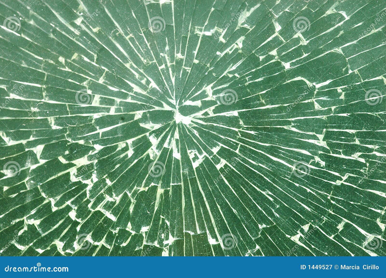 Zerbrochen stockbild. Bild von mitte, zerbrochen, strahlen - 1449527