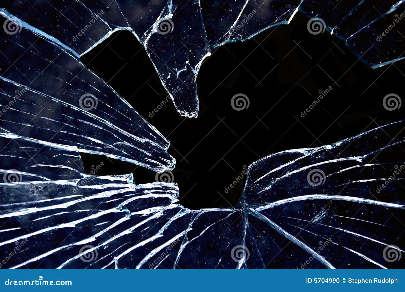 Zerbrochen stockfoto. Bild von sprung, fenster, scharf - 5704990