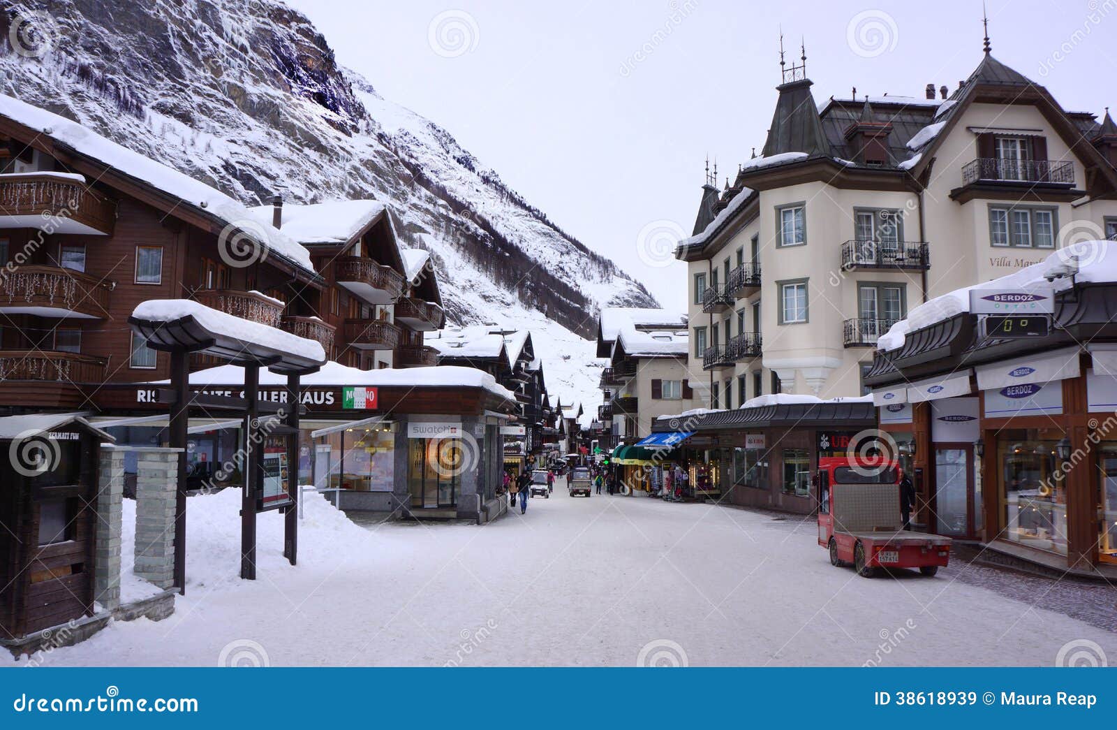 Zermatt S Main Street, Switzerland Editorial Stock Image - Image of ...