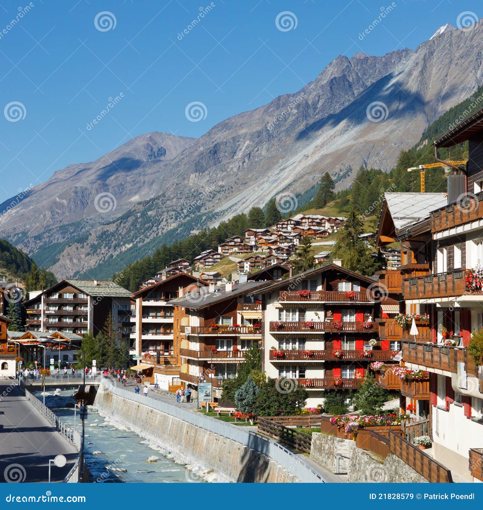 Zermatt, Suiza imagen de archivo. Imagen de turista, apartamento - 21828579