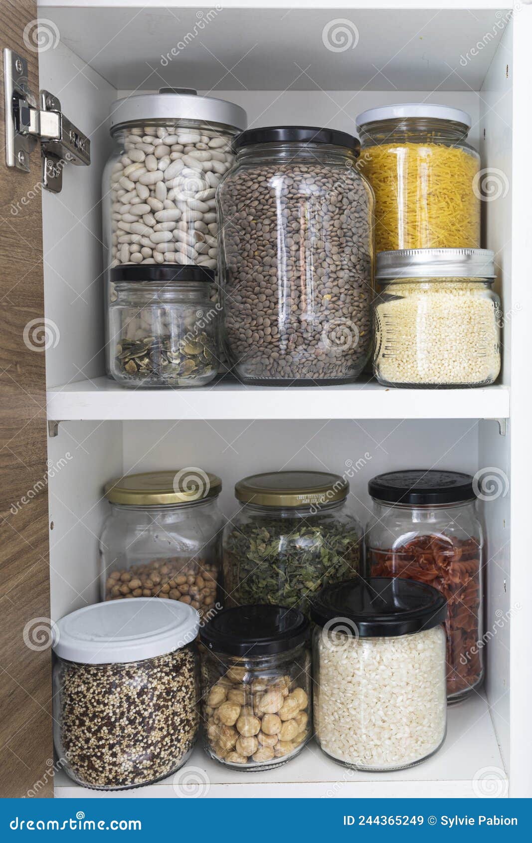 Zero Waste Kitchen. Storage and Sustainable Placement in the Kitchen ...