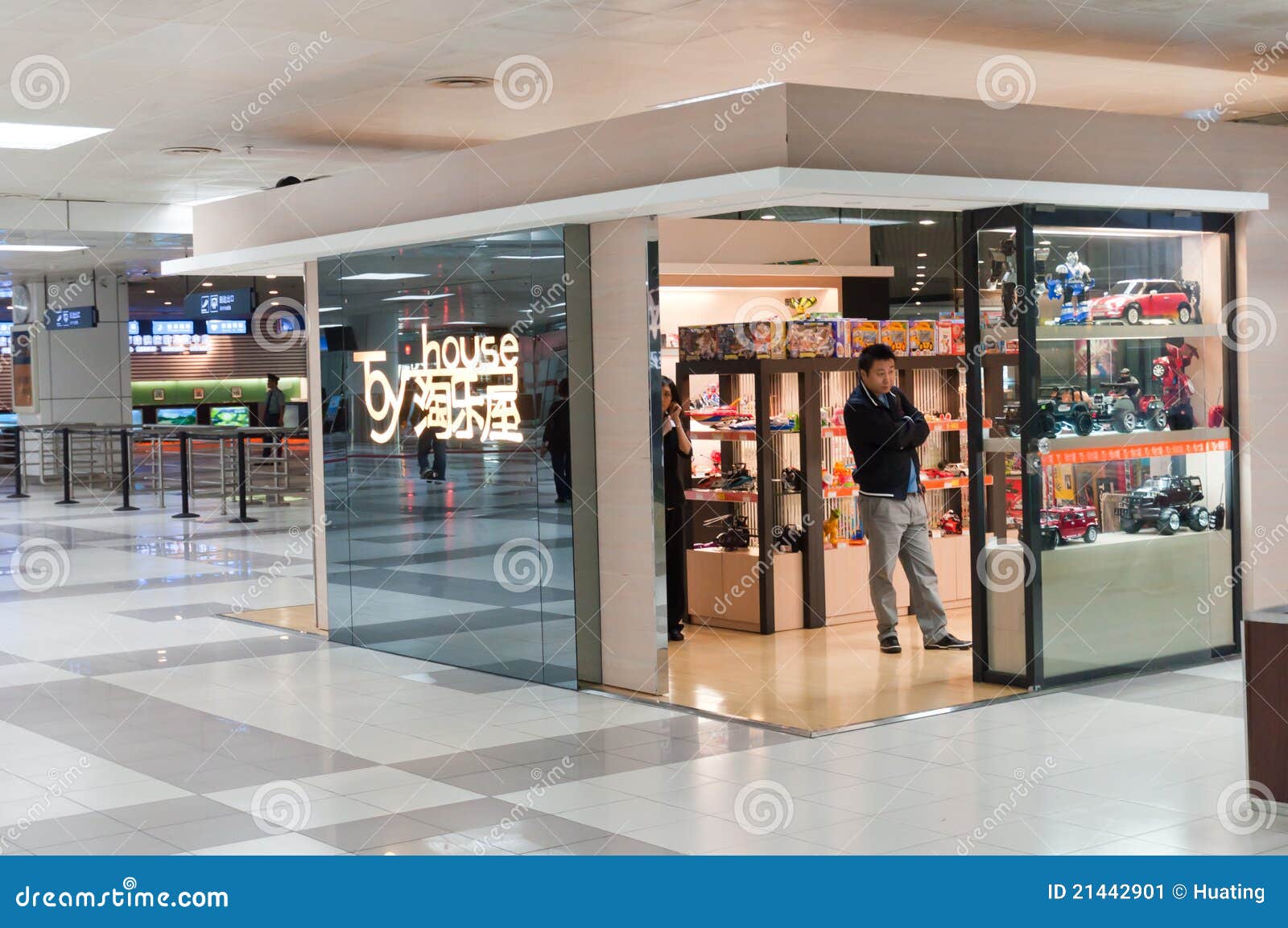 Zhuhai Airport - Plane Model Store in Hall Editorial Photo - Image of ...