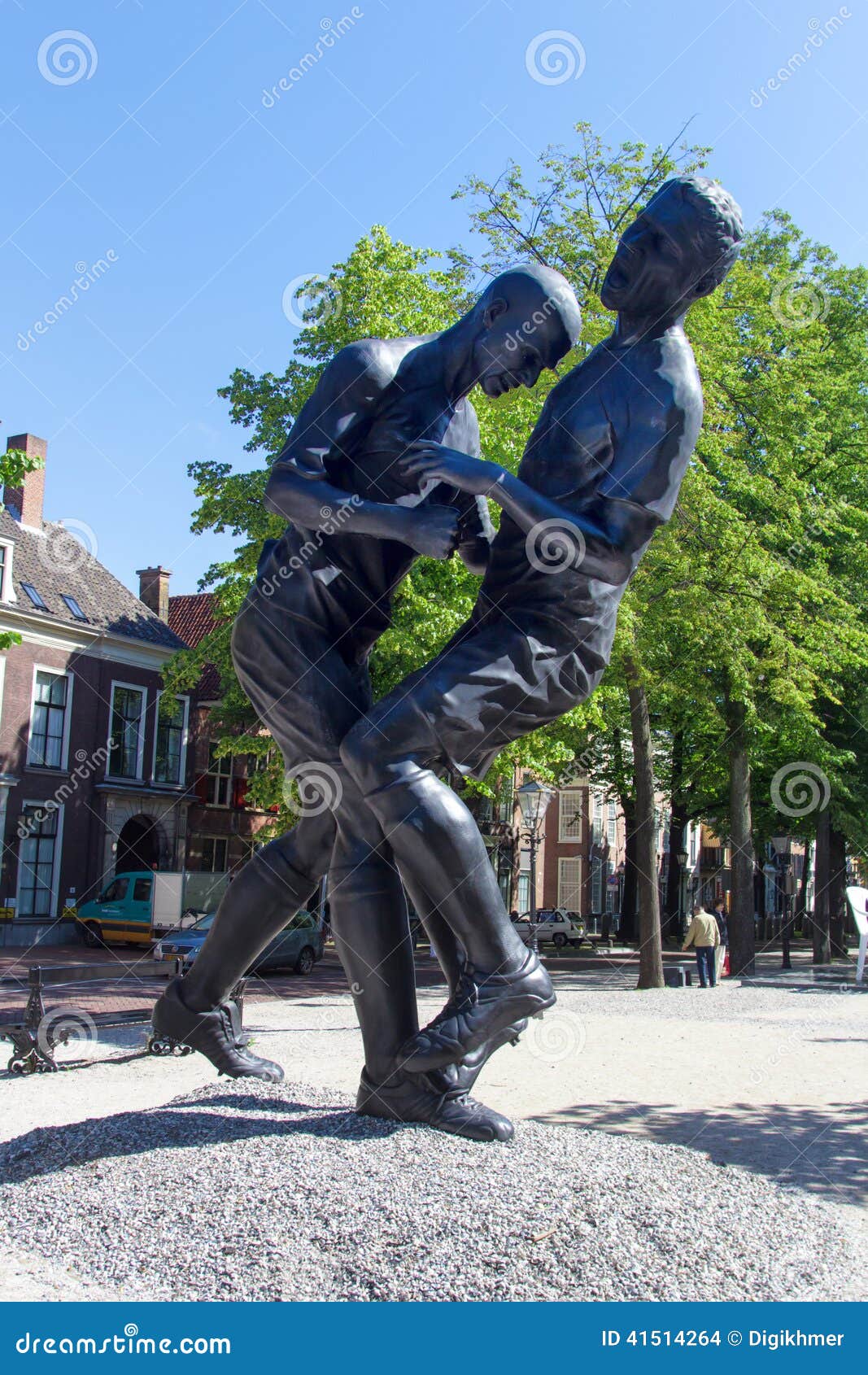 Zidane Header redactionele stock afbeelding. Image of beeldhouwwerk ...