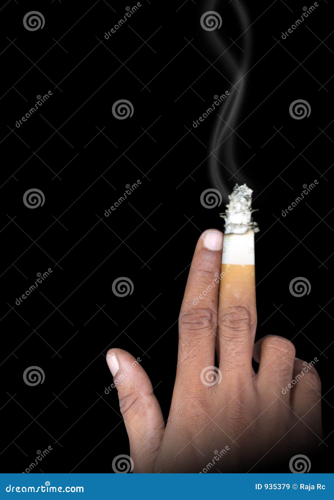 Zigarette stockbild. Bild von süchtig, asche, schwarzes - 935379