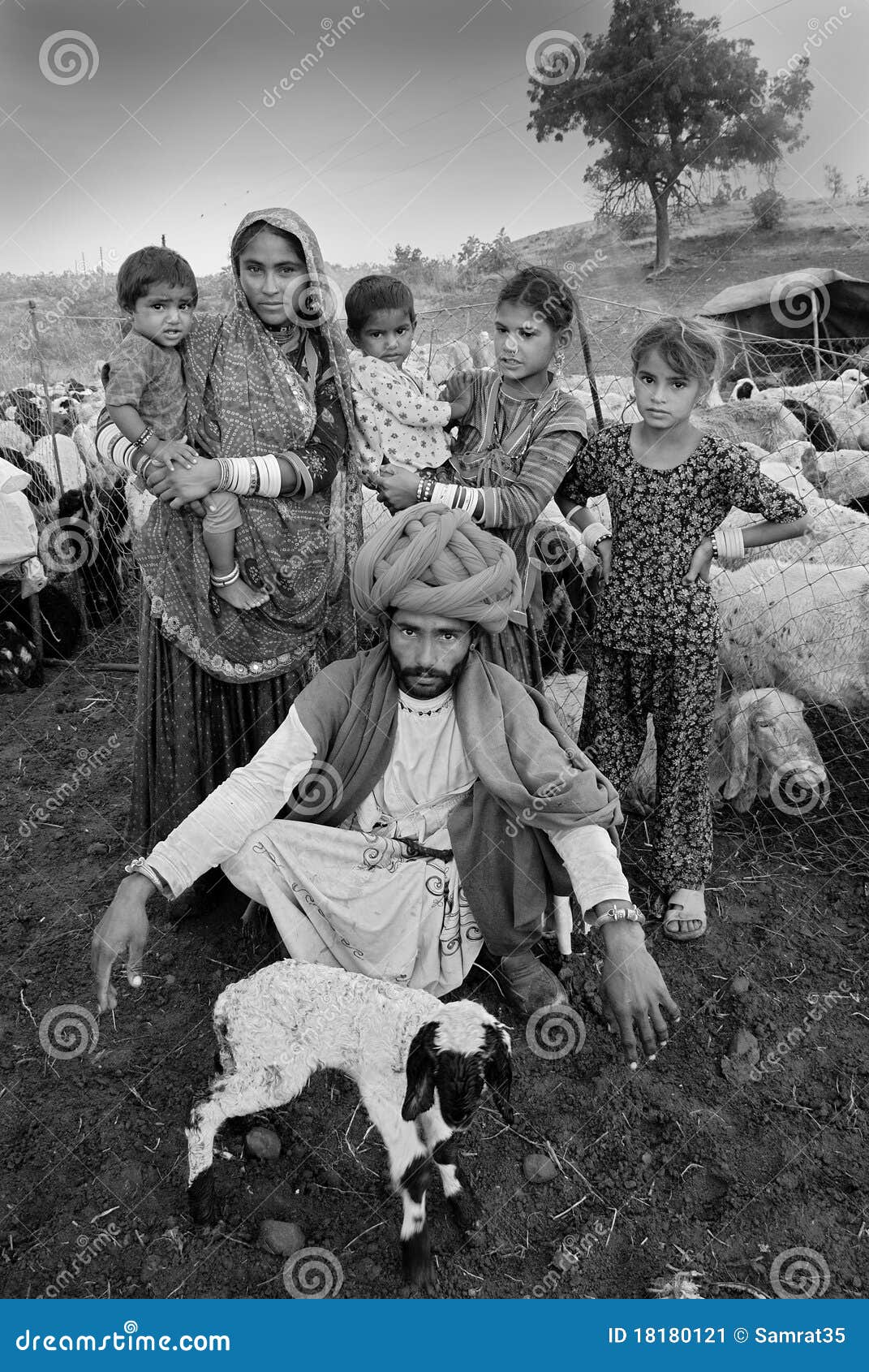 Zigeuner in India redactionele foto. Image of levensstijl - 18180121