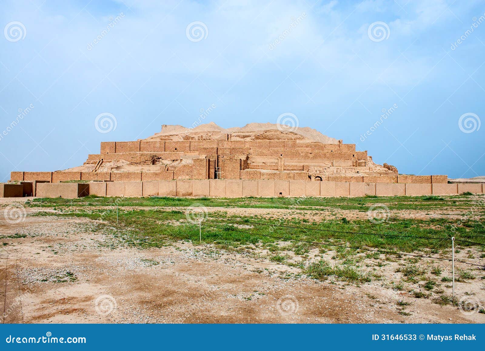 Zikkurat Choqa Zanbil stock image. Image of chogha, ruins - 31646533