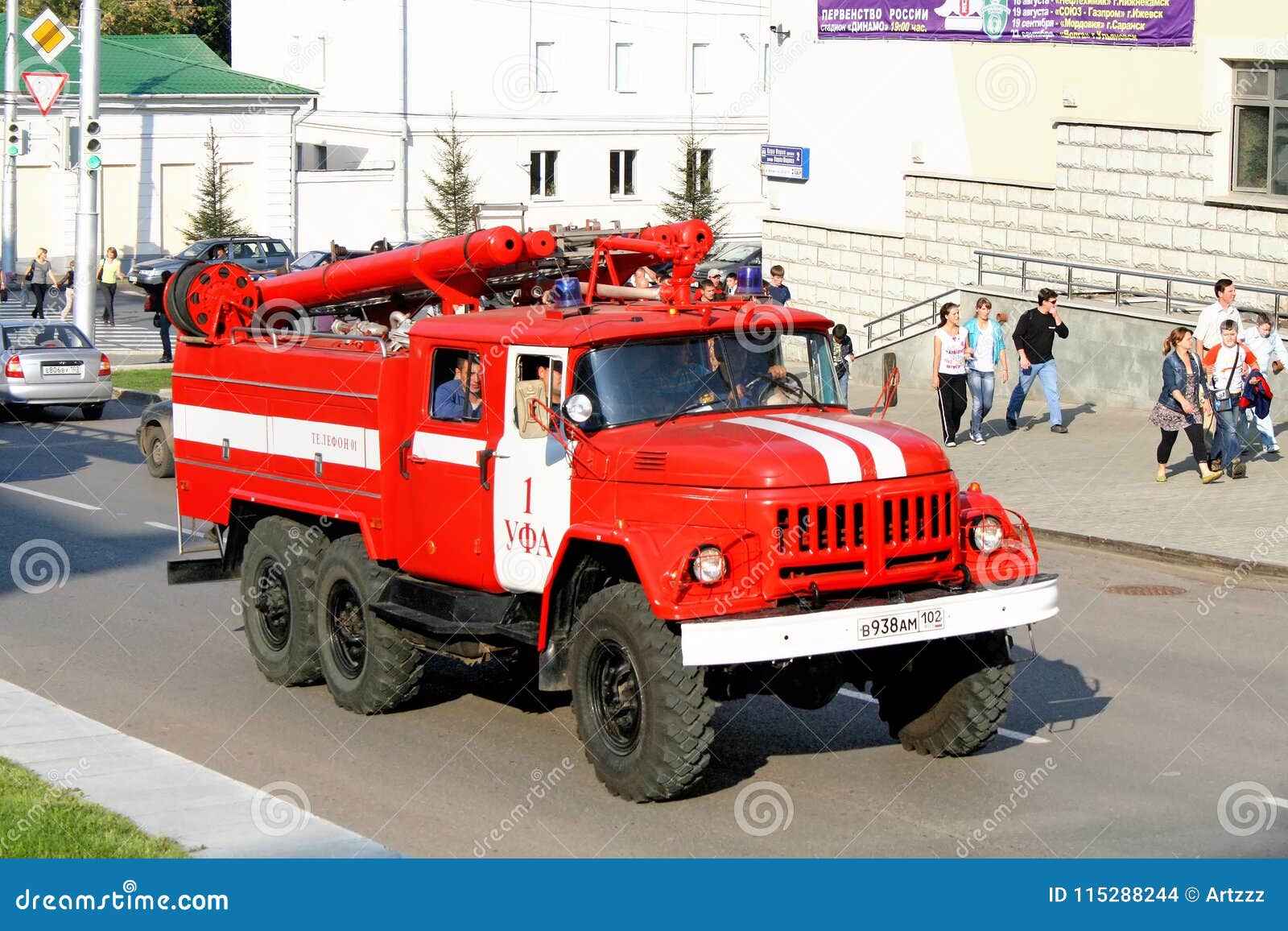 ZIL-131 imagem de stock editorial. Imagem de tambor - 115288244
