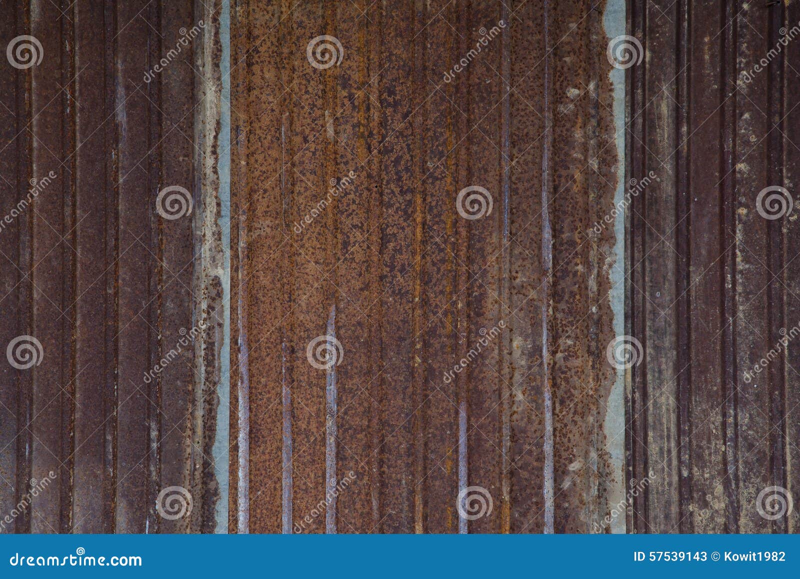 Old Dirty Leaking Ceiling With Cracks And Mold Pattern Texture ...