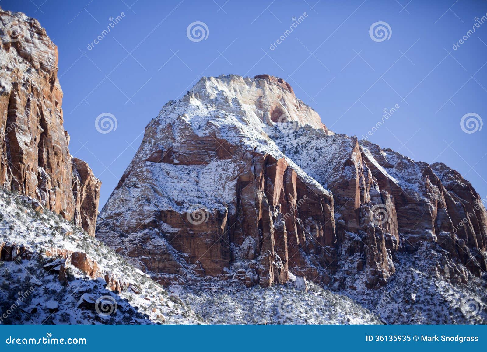 Zion National Park in the Snow 3 Stock Image - Image of national ...