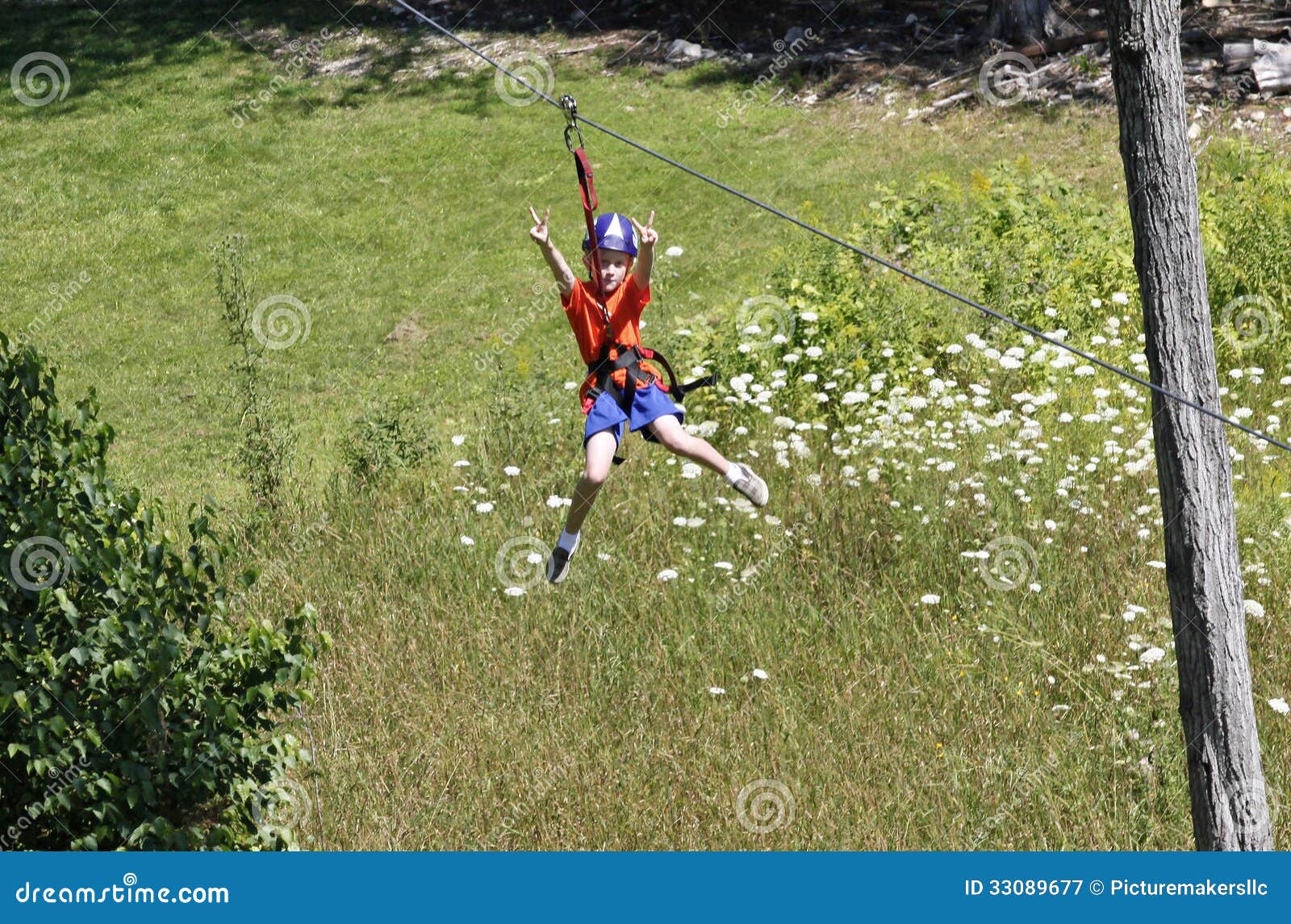 Zipline Adventure editorial photography. Image of cable - 33089677