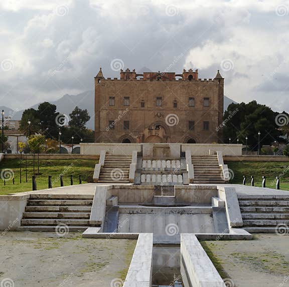 Zisa Castle Palermo- Sicily Stock Photo - Image of clouds, holiday ...