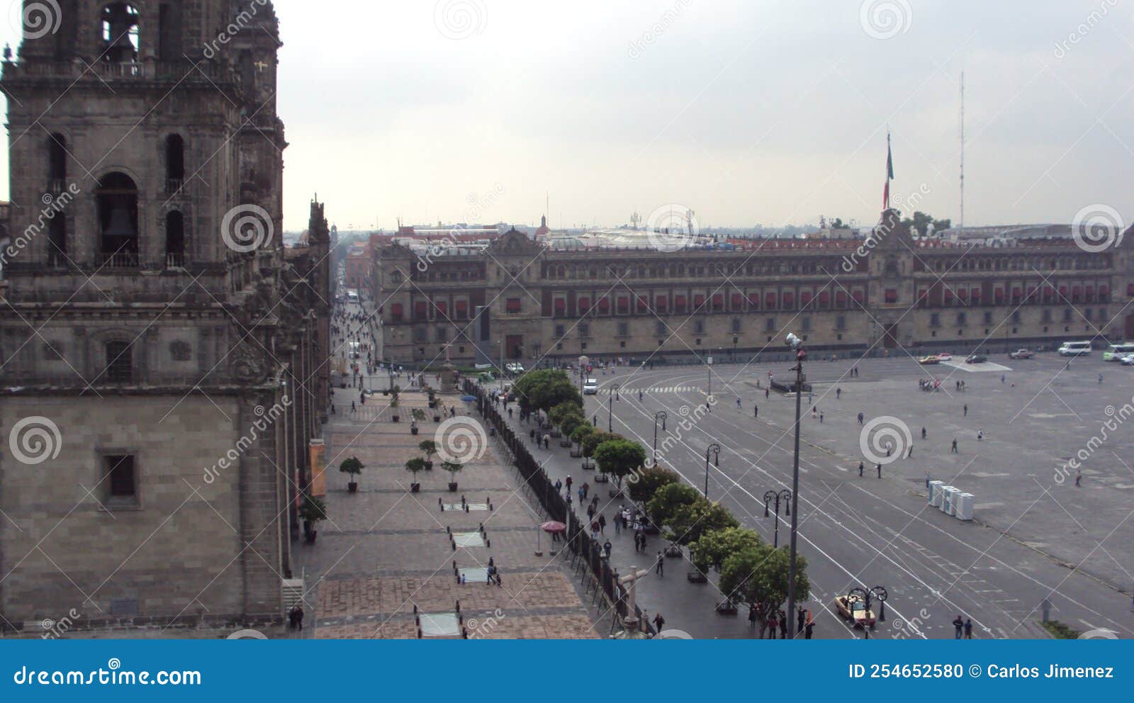Zocalo Square in Mexico City Stock Photo - Image of skyscraper, stadium ...
