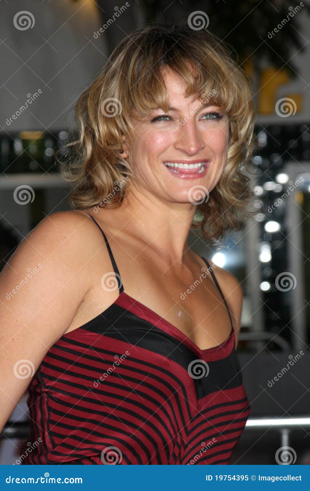 Zoe Bell