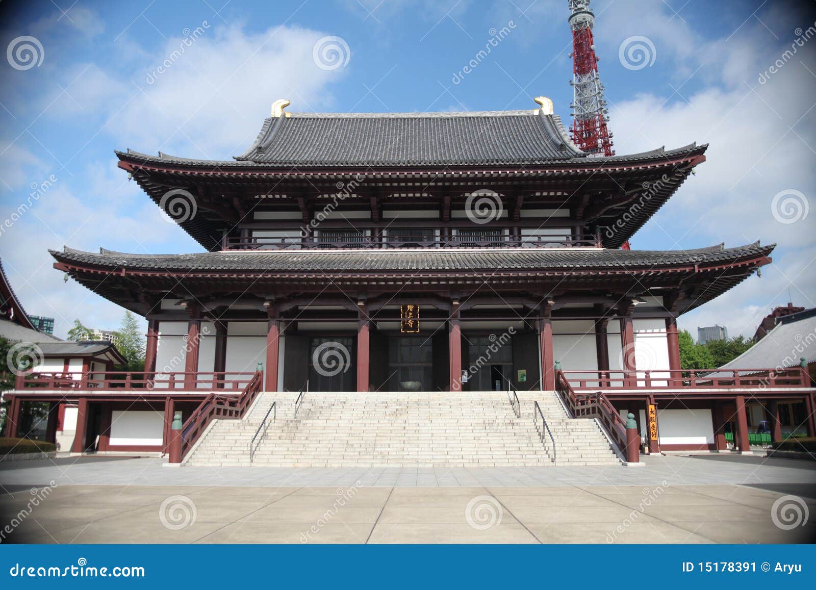A Zojoji temple stock image. Image of buddhist, tokyo - 15178391