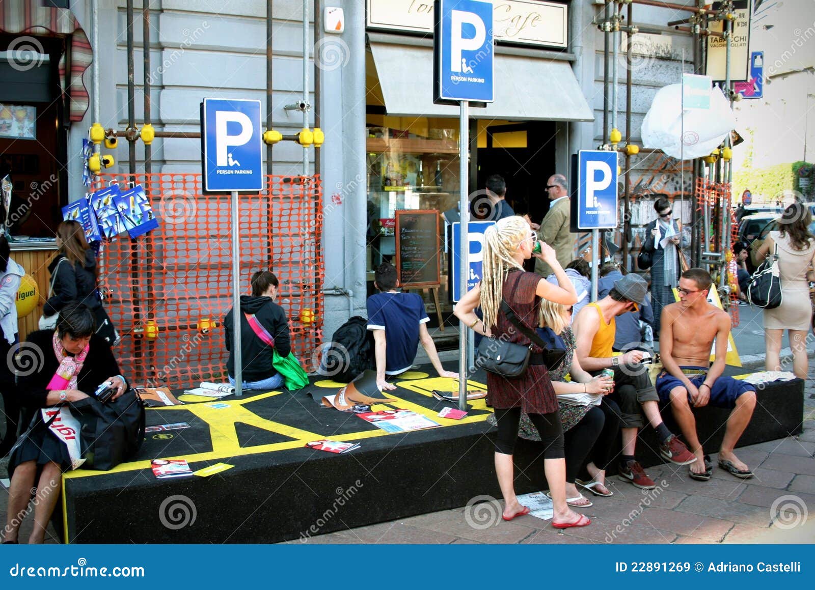 Zona tortona design week editorial stock image. Image of exhibition ...