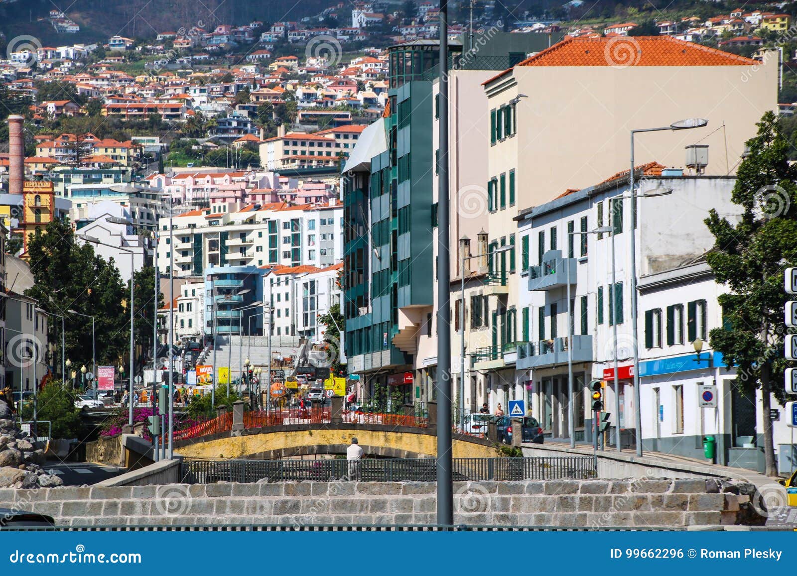 Zona Velha - Cidade Velha De Funchal, Madeira Foto Editorial - Imagem ...