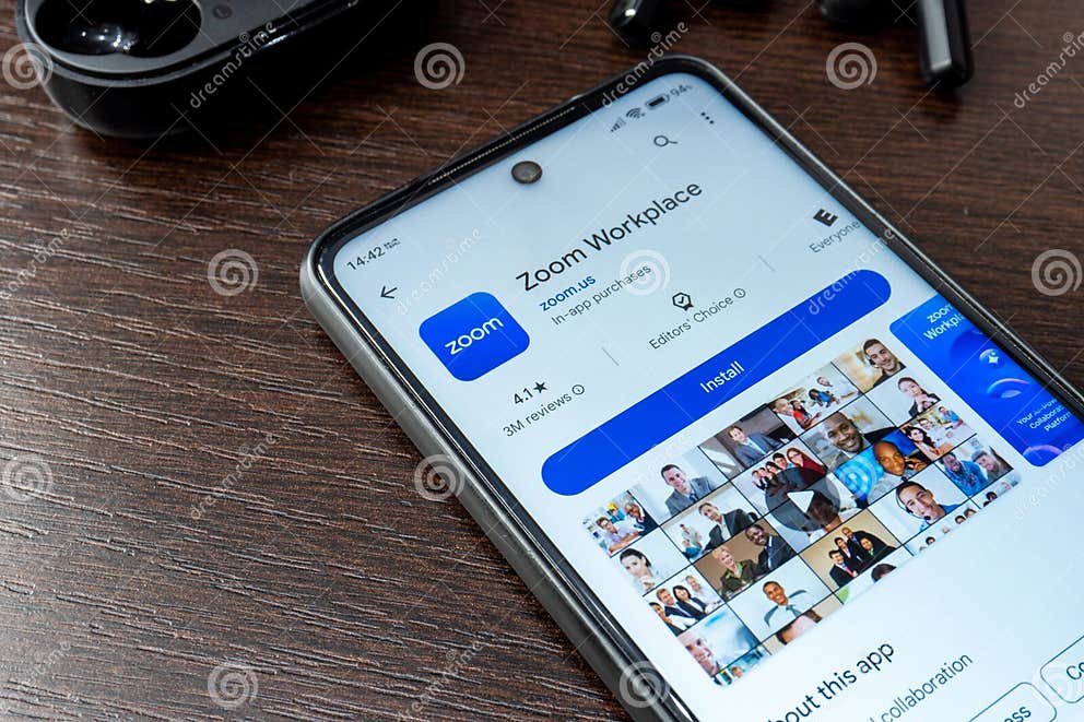 Zoom Cloud Meetings App in Google Playstore Editorial Stock Photo ...