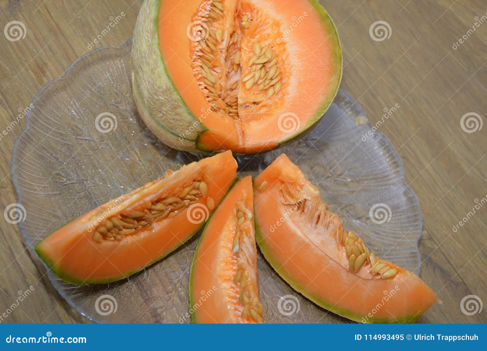 Zoom on a Sliced melon stock image. Image of farmer - 114993495