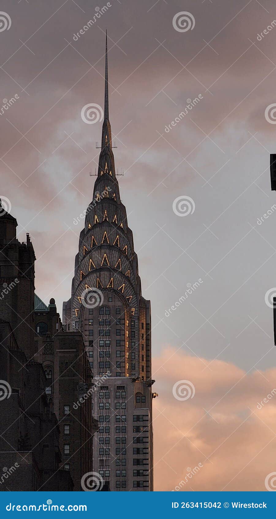 Zoomed in Shot of Chrysler Building Editorial Photography - Image of ...