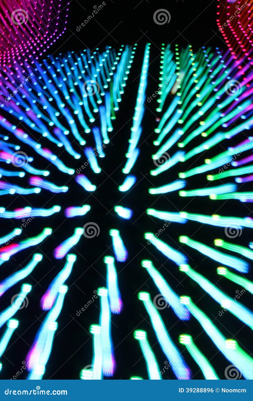 Zooming and Streaking Light Stock Photo - Image of multicolor, green ...