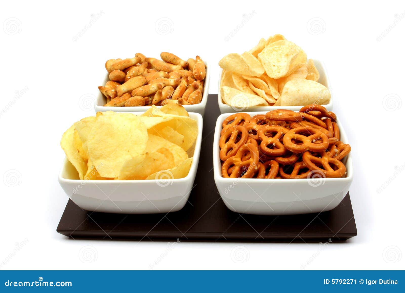Zoute snacks stock afbeelding. Image of voeding, ongezond - 5792271
