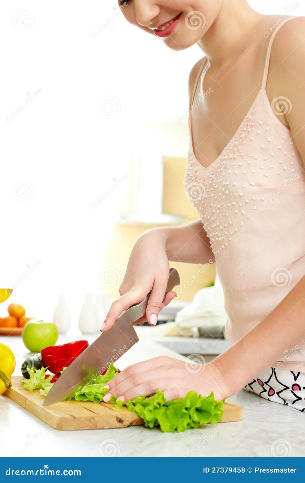 Zu Hause kochen stockfoto. Bild von betrieb, freundlich - 27379458