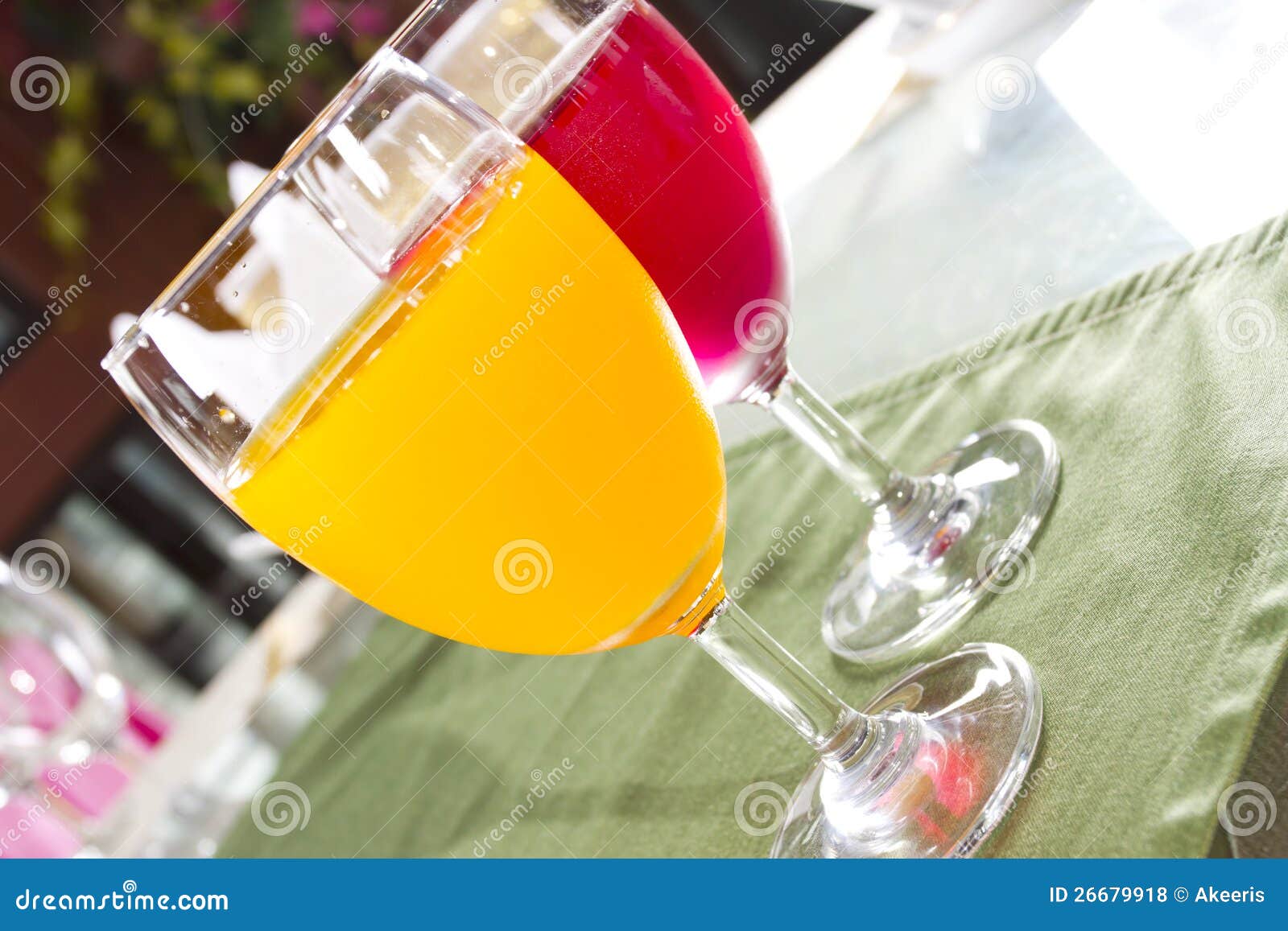 Zuivere sappen stock foto. Image of koude, koel, vloeibaar - 26679918