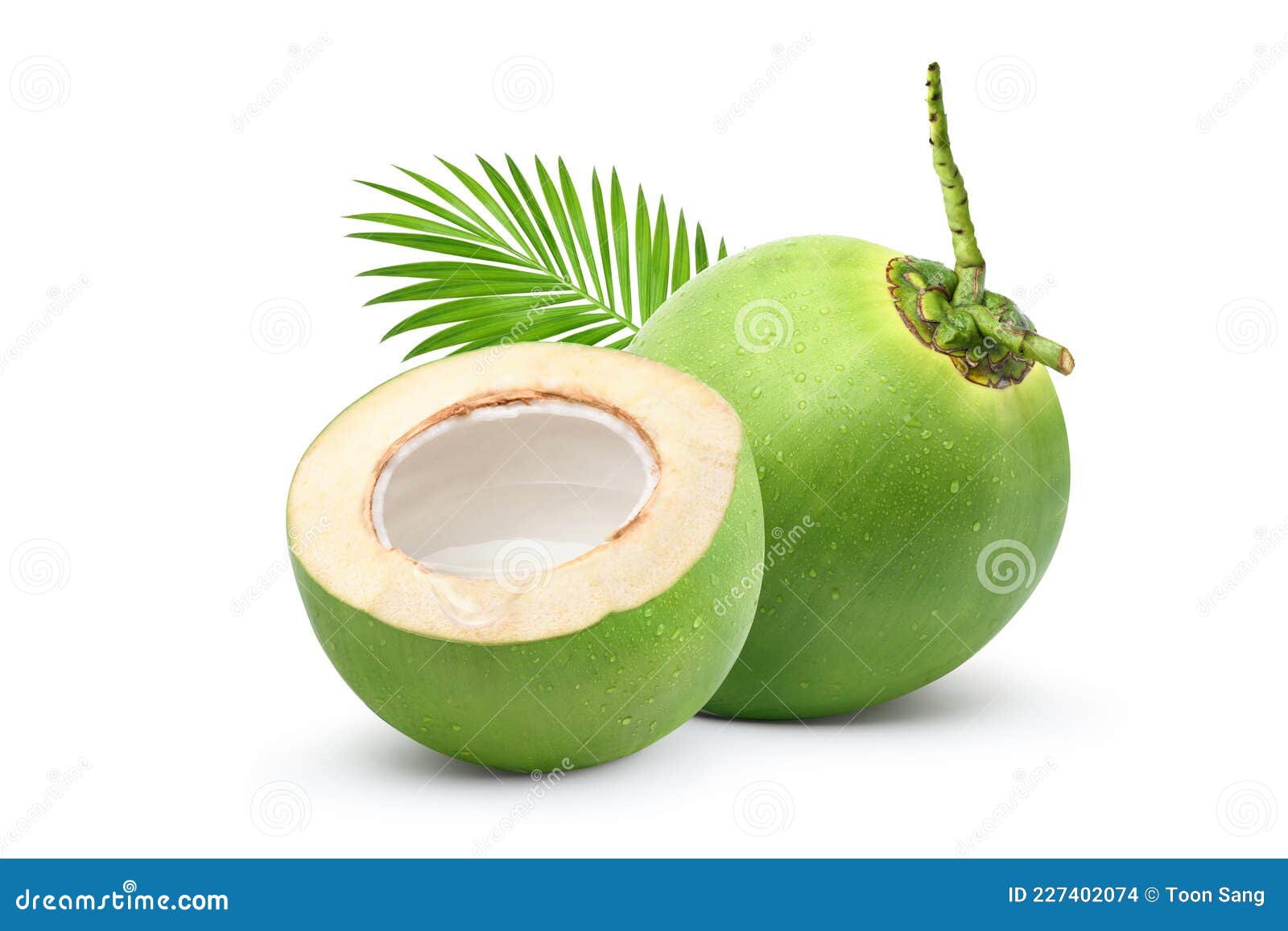 Zumo De Coco En Mitad De Fruta Foto de archivo - Imagen de gotita ...
