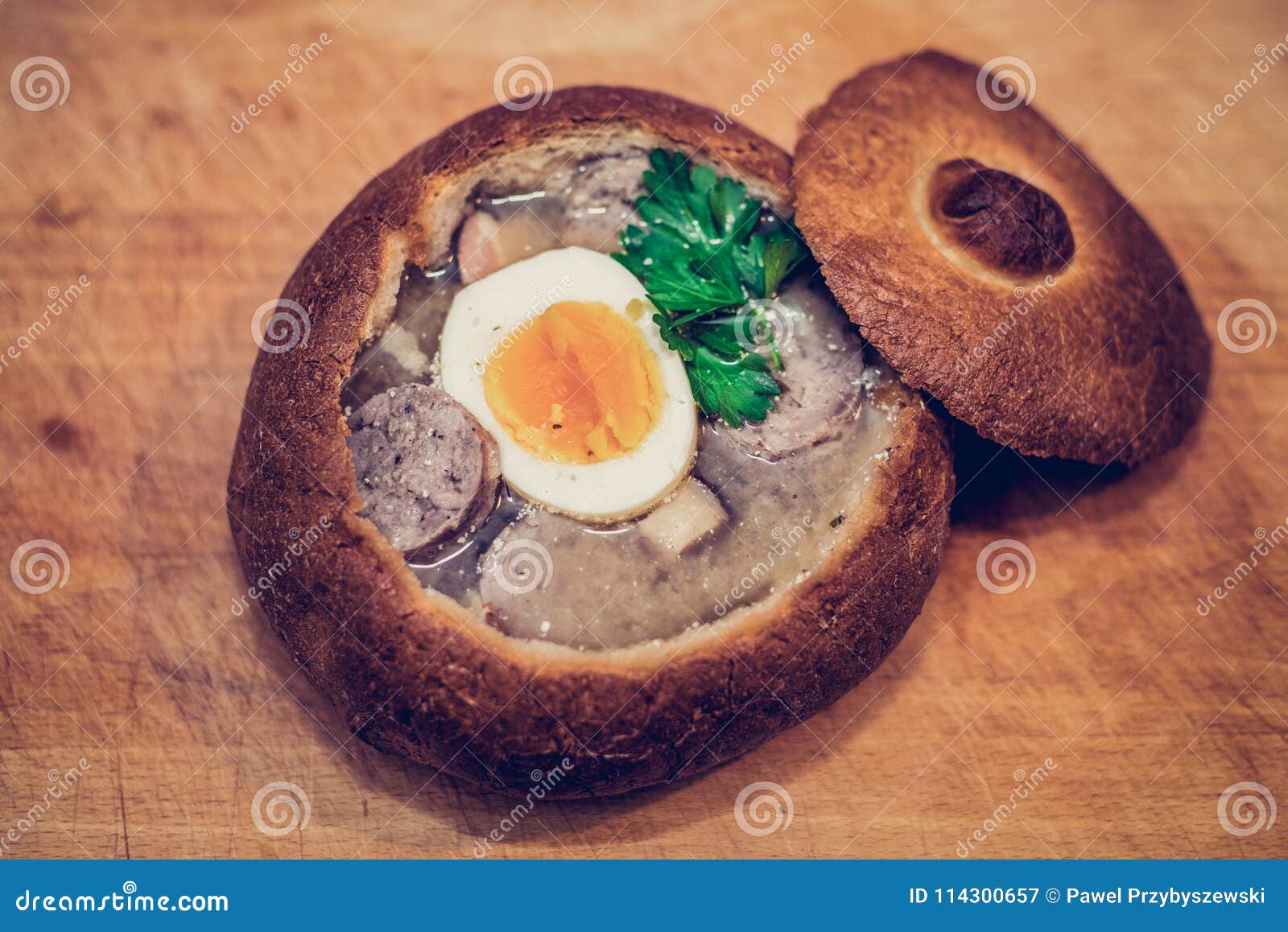 Zurek - Sopa Polaca Dentro De Un Pan Imagen de archivo - Imagen de ...