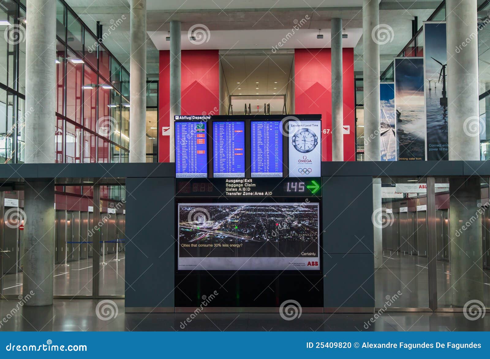 Zurich Airport Flight Display Editorial Image - Image of analog ...