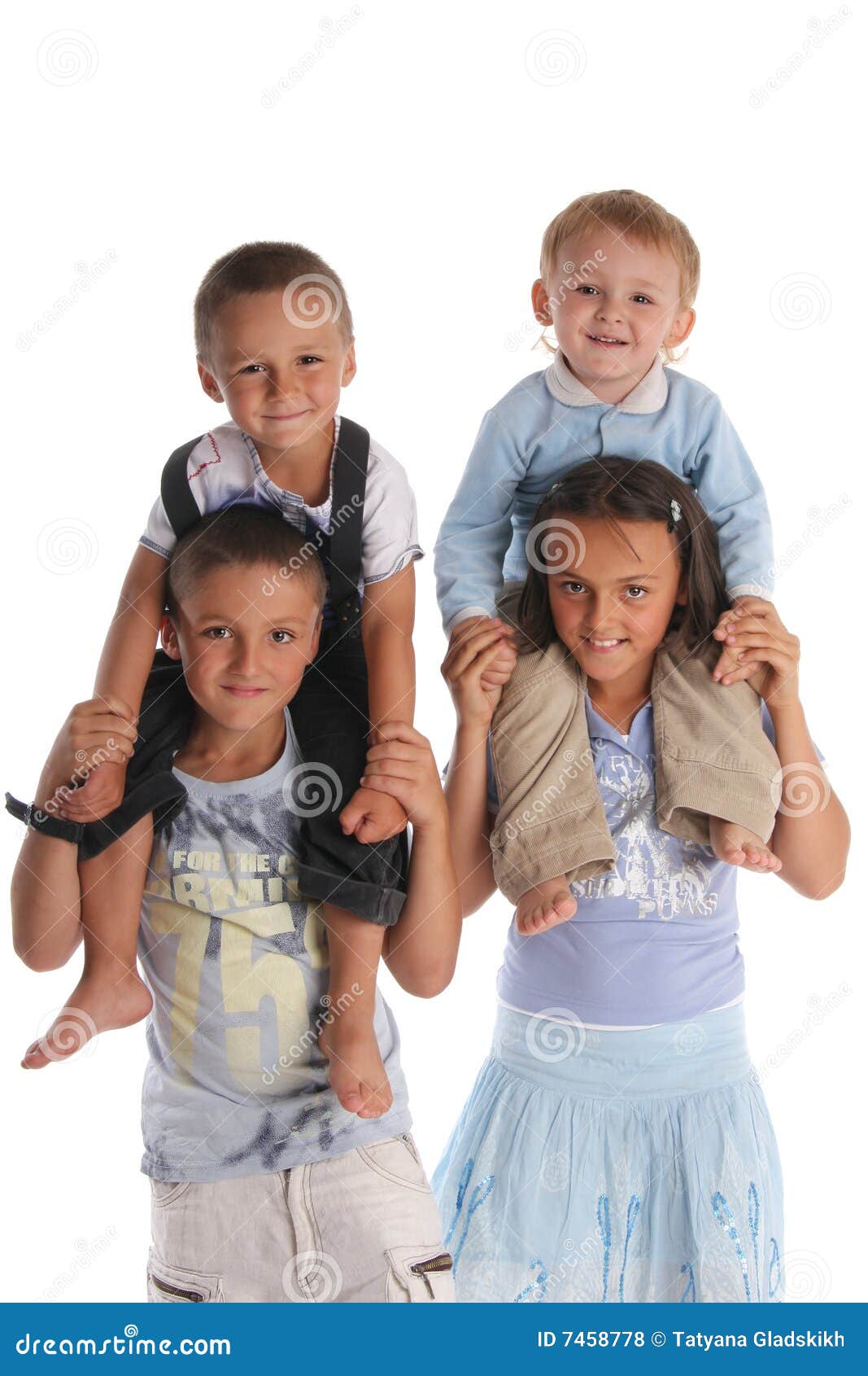 Zuster en broers 4 stock foto. Image of leuk, spel, pret - 7458778