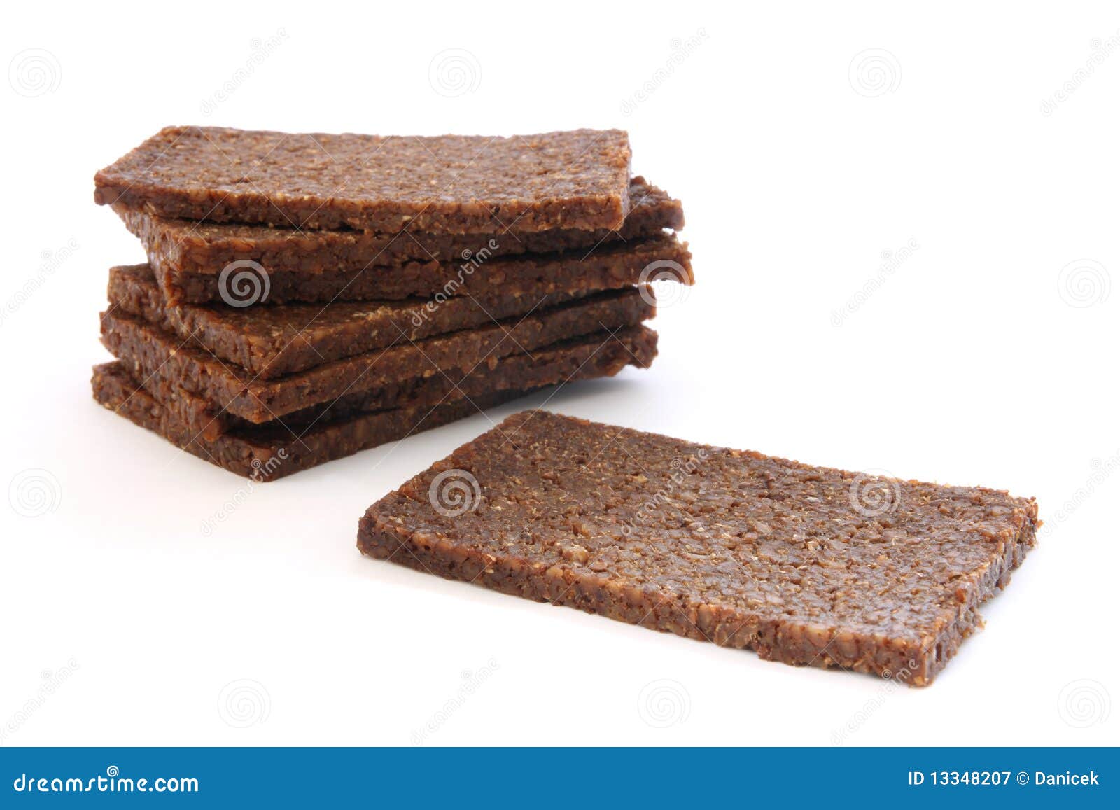 Zwart brood stock afbeelding. Image of volkoren, gebakken - 13348207