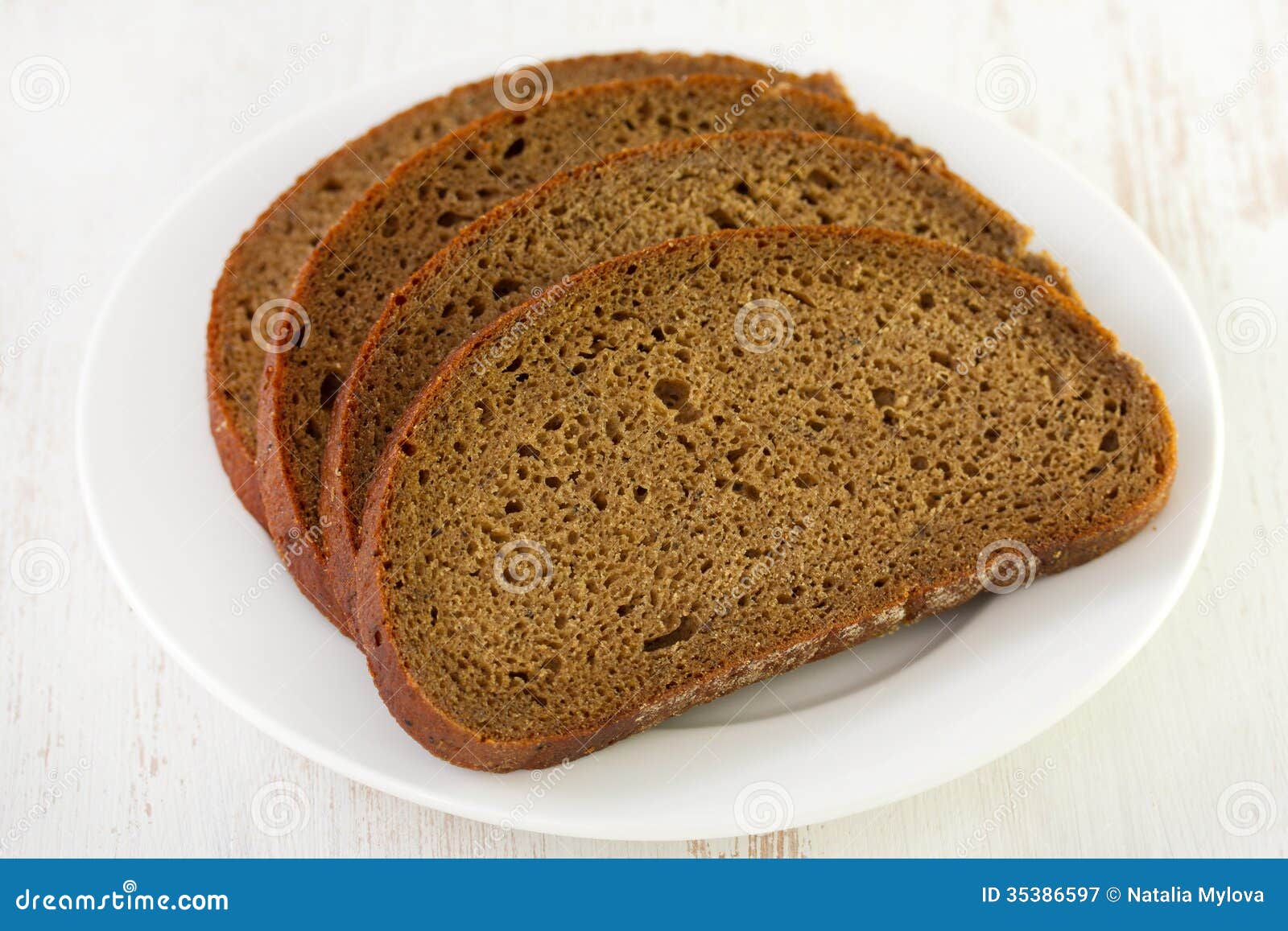 Zwart brood stock afbeelding. Image of brood, plaat, gezondheid - 35386597