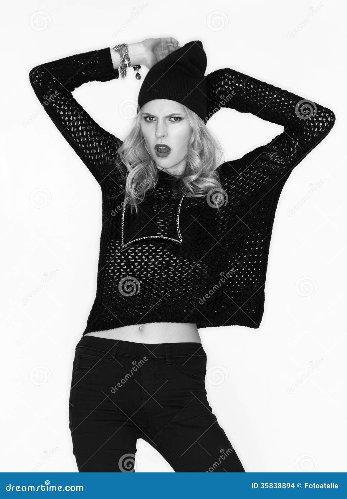 Zwart-witte Foto Van Mooi Model Stock Foto - Image of dame, leuk: 35838894