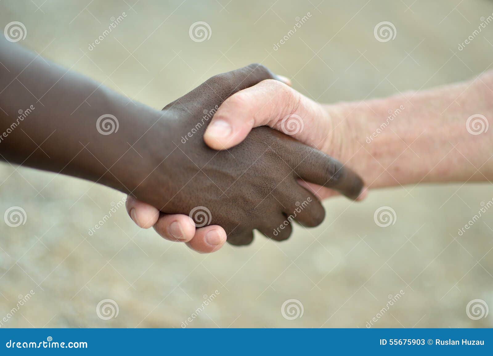 Zwart-witte Samengehouden Handen Stock Afbeelding - Image of ...